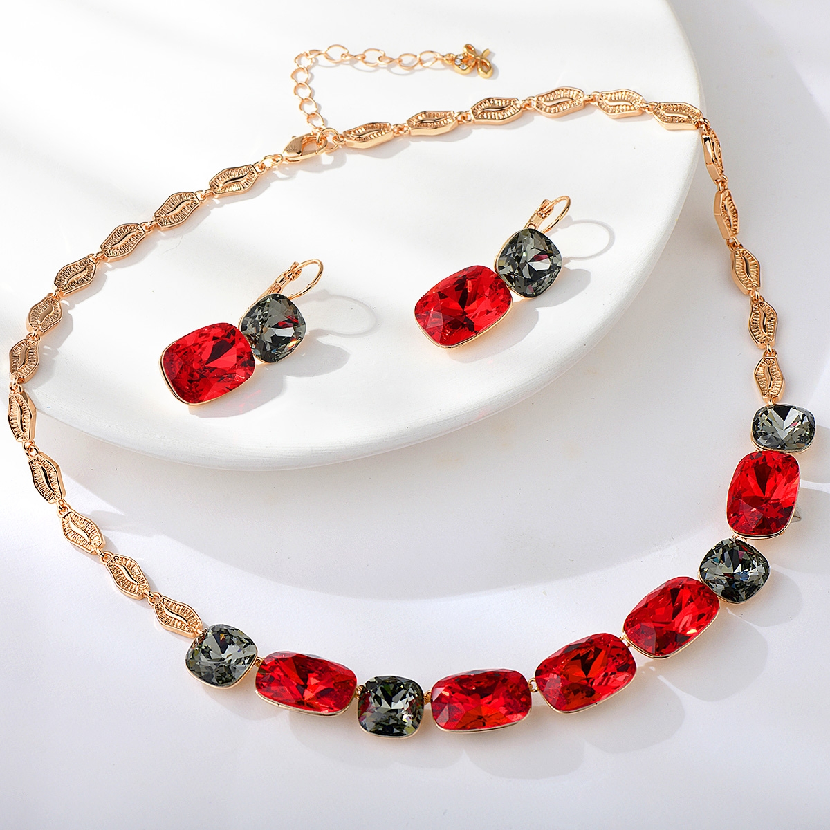 Fashion Swarovski Element Medium 4 Piece Jewelry Set